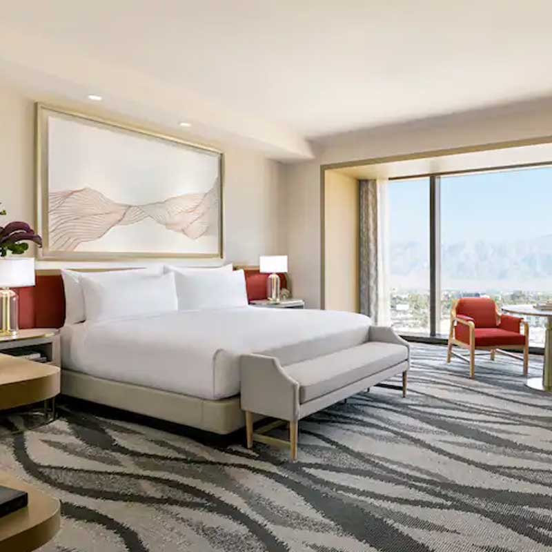 Lake View – Malkerns Square